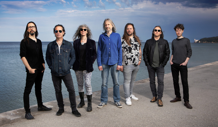 Big Big Train: Video-Auskopplung ›Miramare‹ mit neuem Sänger Alberto ...