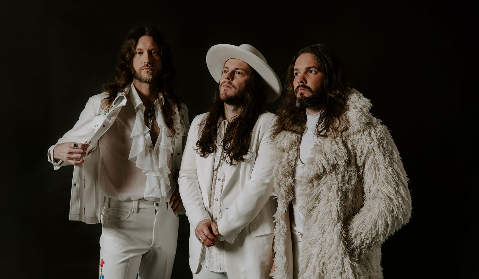 Goodbye June: Premiere von ›Step Aside (Director's Cut)‹ | ROCKS