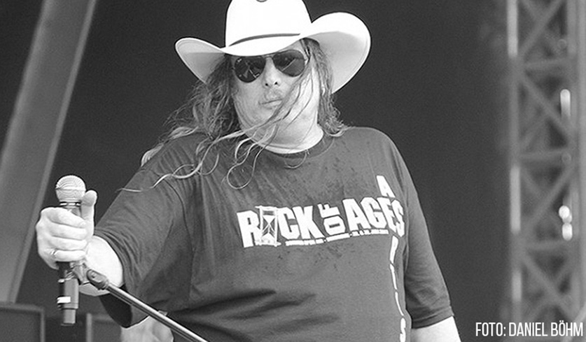 Phil McCormack (1960 - 2019) | ROCKS